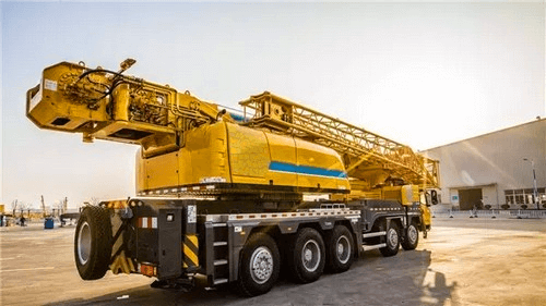 XCMG 130ton truck crane XCT130 in city Yibin - Changzhou Yamar Koope ...