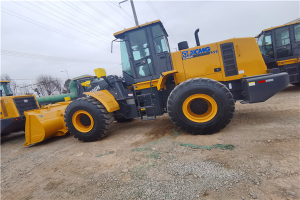 Customer order XCMG wheel loader model ZL50GN - Changzhou Yamar Koope ...