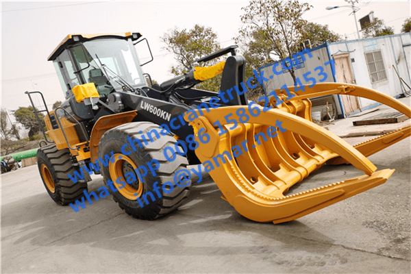 Customer order XCMG 6 ton wheel loader model LW600KN with wood grab ...